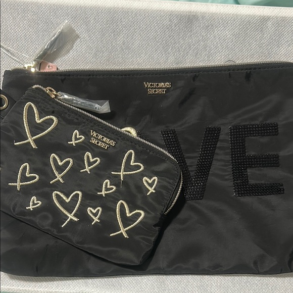 Victoria's Secret | Bags | Victorias Secret Black And Gold Cosmetic Bag ...